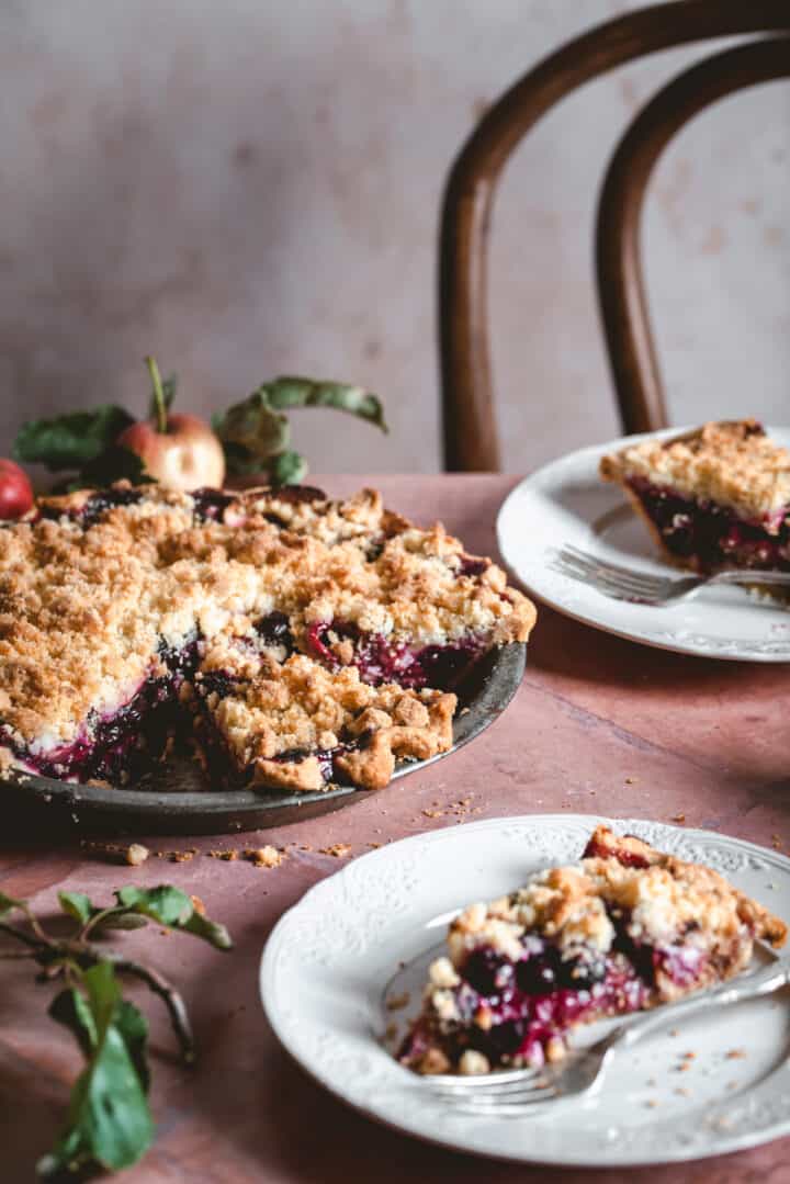 Blueberry Apple Pie with Streusel topping | Ana's Baking Chronicles