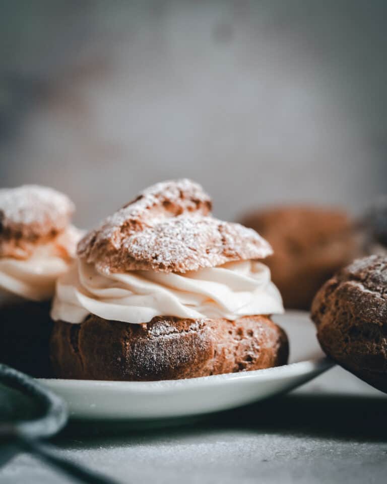 Choux à la Crème (Vanilla Cream Puffs) | Ana's Baking Chronicles